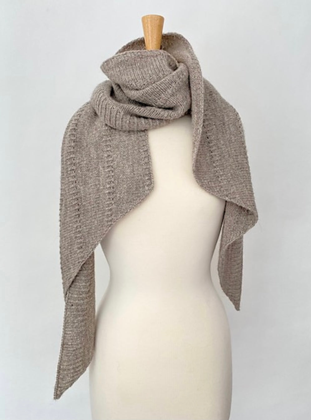 Sunday Morning Wrap – Sonder Yarn Co.